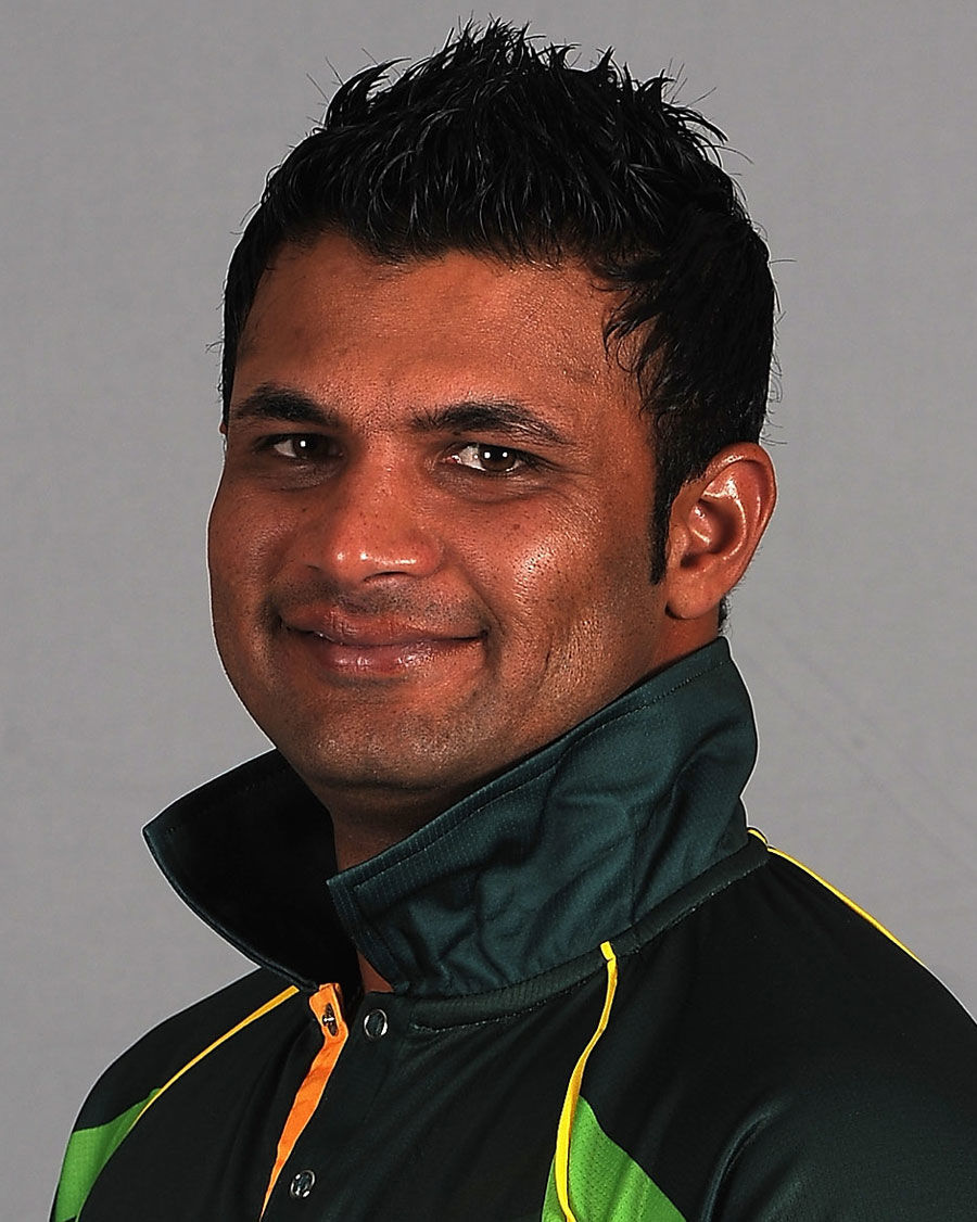 Imran Farhat | Pakpedia