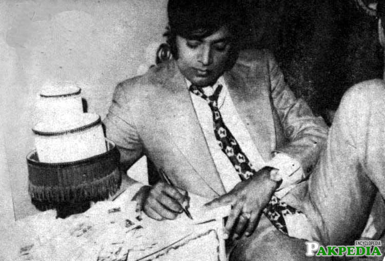 Waheed Murad - Biography, Family, Education, Career & Filmography