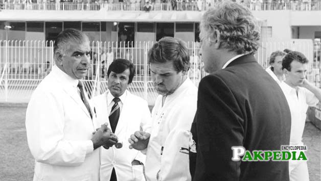 Shakoor Rana- Biography, Family and Cricket Career