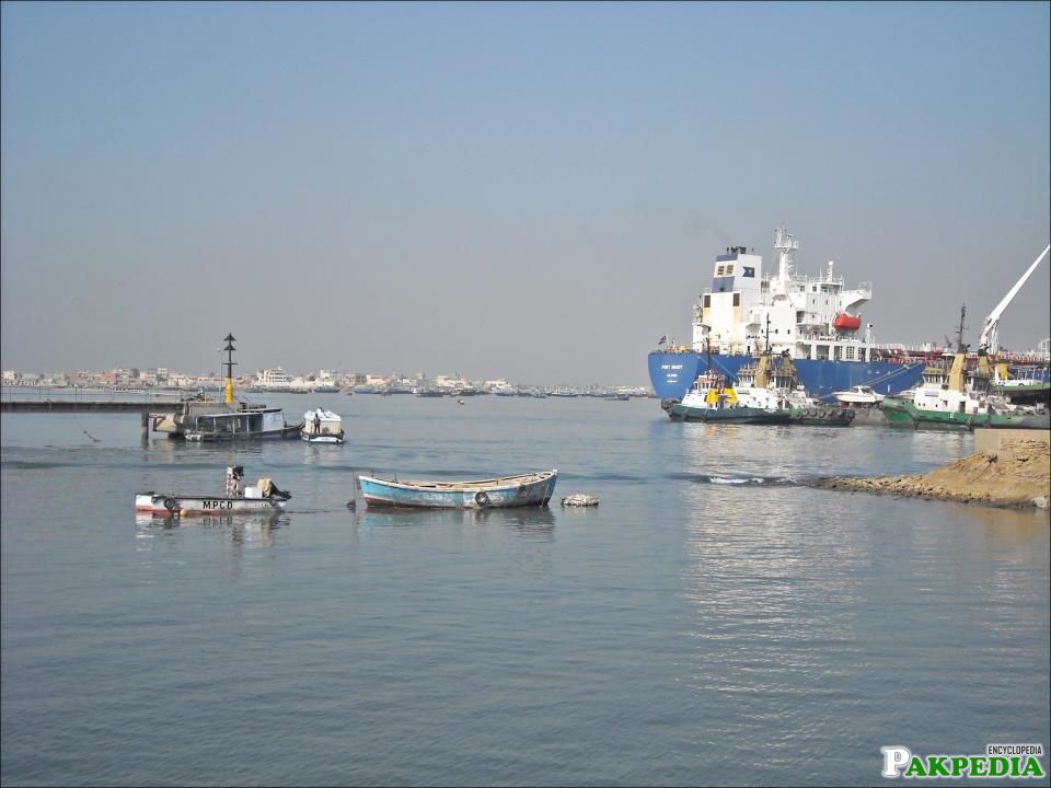 Karachi Port - Pakpedia | Pakistan's Biggest Online Encyclopedia