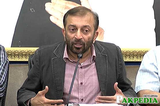 Farooq Sattar - Biography, Education, Family and Political Career