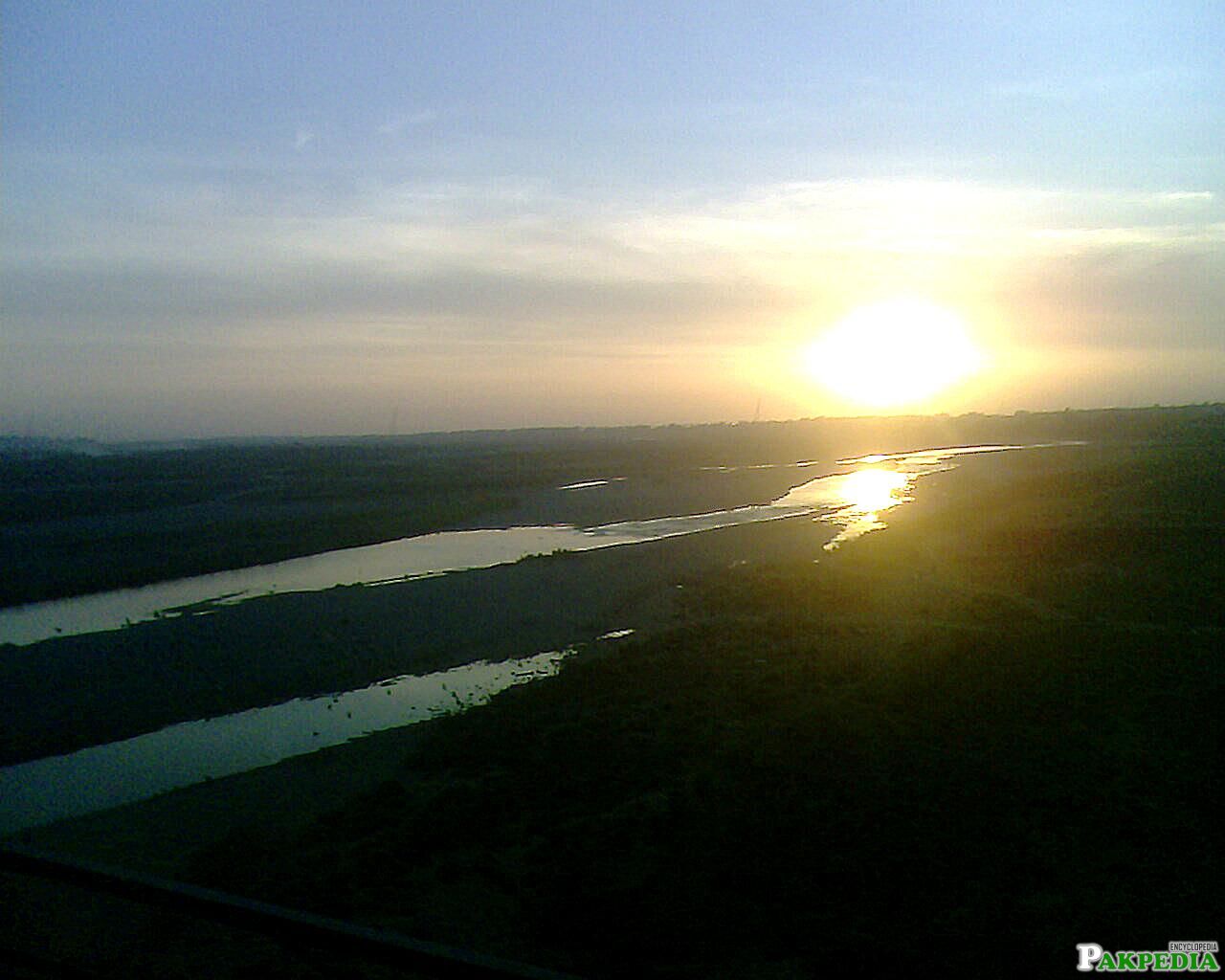 Ravi River - Origin, History, Source, Mouth, Old Names & Dams